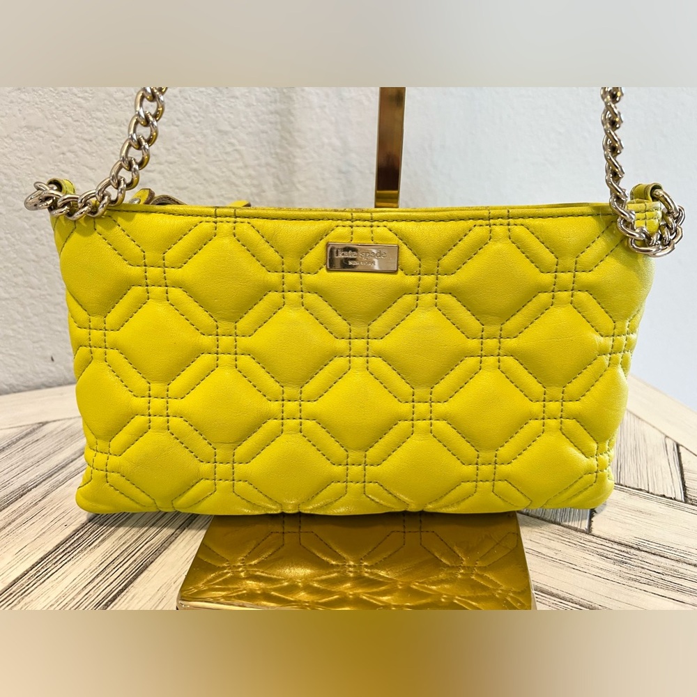 Kate Spade Astro Court Presley Shoulder, Neon, Quilt … - Gem